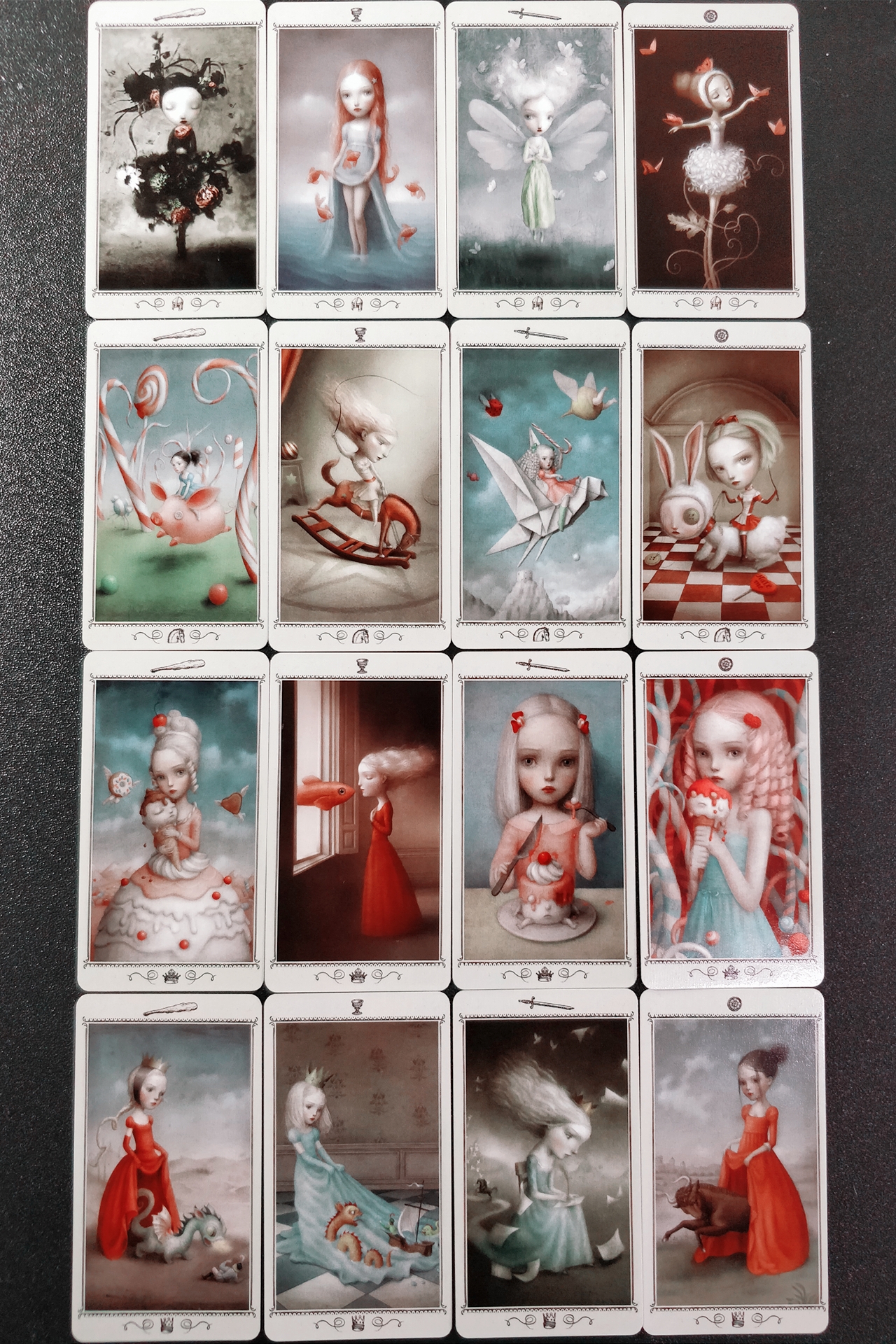 Ceccoli Tarot – Deck Review – Mynas Moon